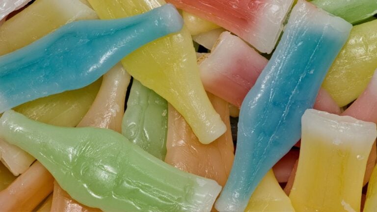 24 Old-Fashioned Candies That Need To Make a Comeback - Mindfully American
