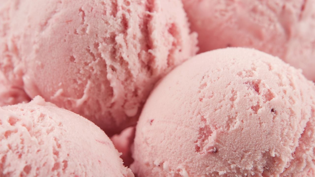 8 Guinness Record-Setting Foods Eaten in 30 Seconds by Speed Eaters ...