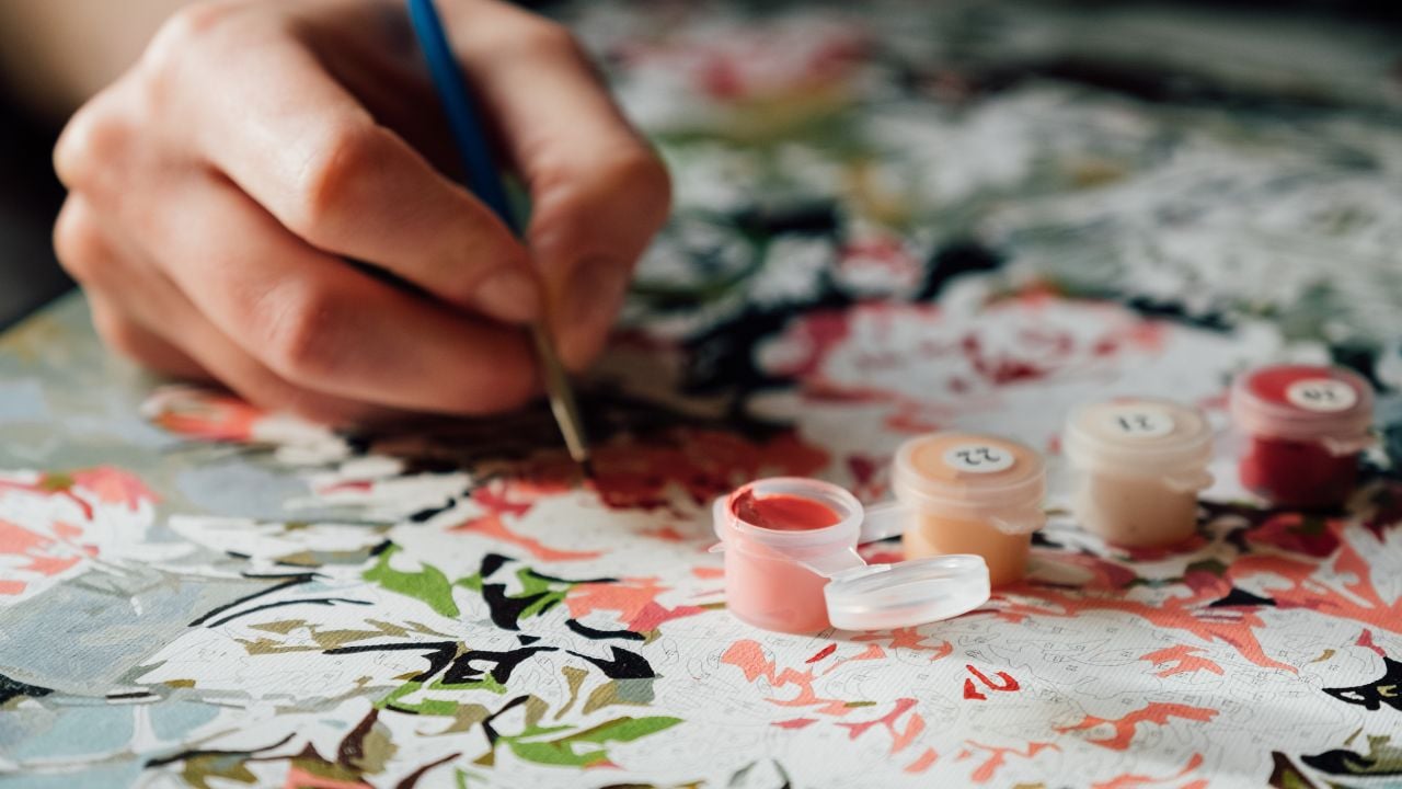17 Old Fashioned Hobbies That Are Too Good to Be Forgotten - Mindfully ...