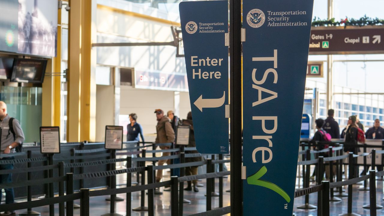 15 Tips for Getting Through TSA Faster - Mindfully American