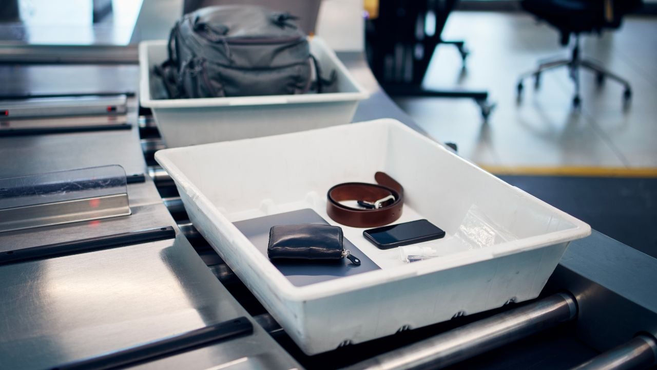 15 Tips for Getting Through TSA Faster - Mindfully American