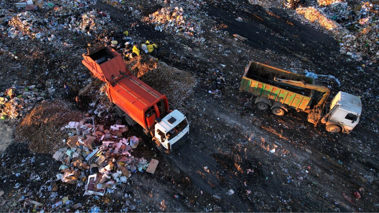 The Smelly West: America's 10 Largest Landfills - Mindfully American